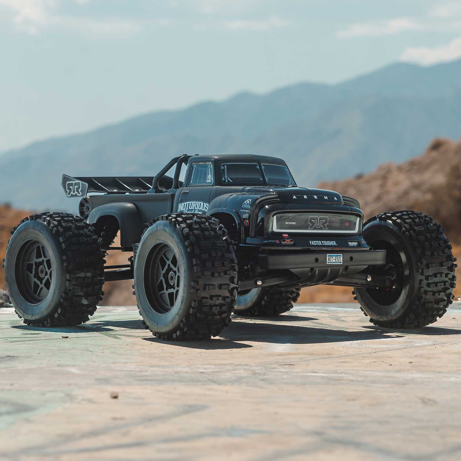 1/8 NOTORIOUS 6S 4X4 RTR Brushless Stunt Truck, Black | ARRMA