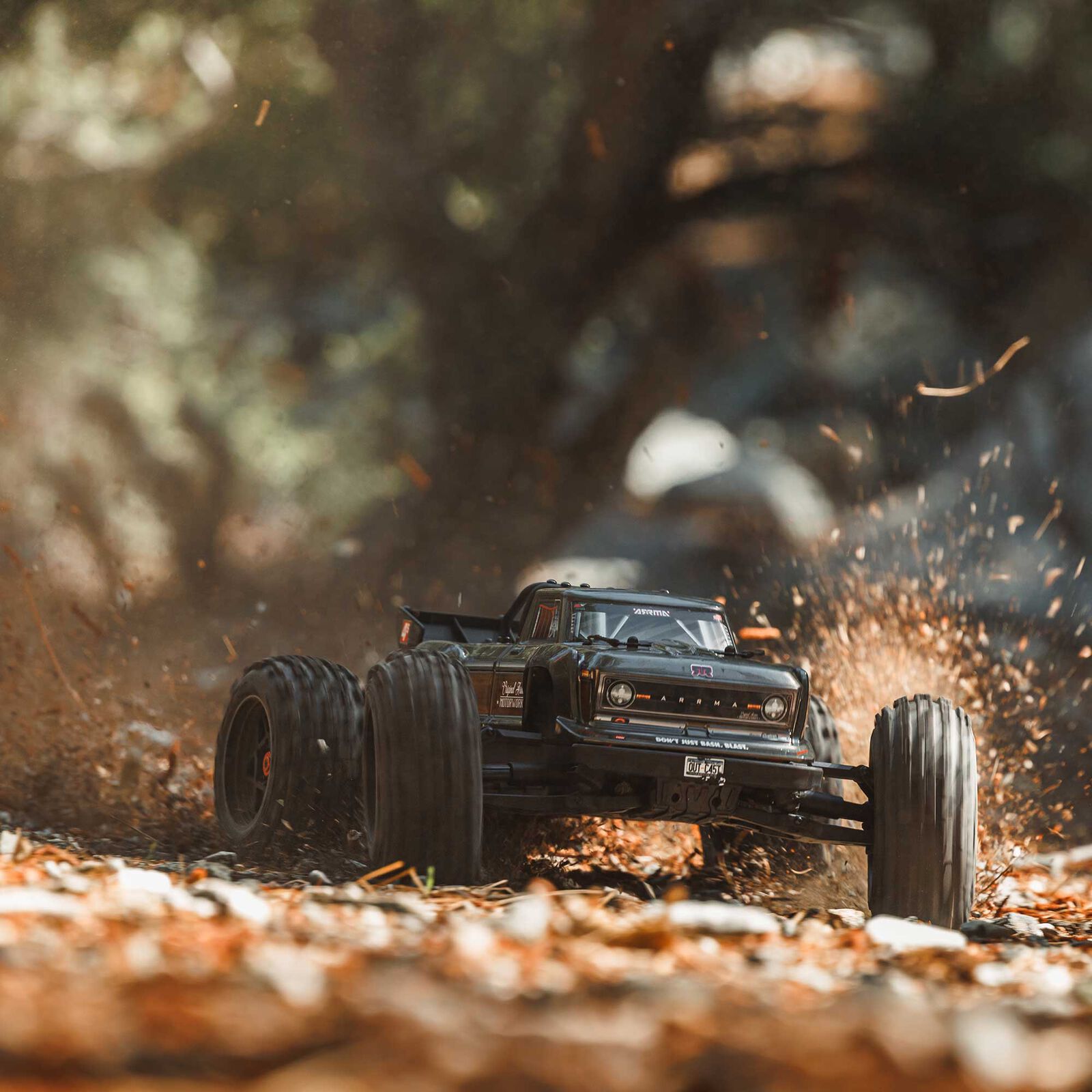 1/10 OUTCAST 4S 4X4 RTR Brushless Stunt Truck, Gun Metal | ARRMA