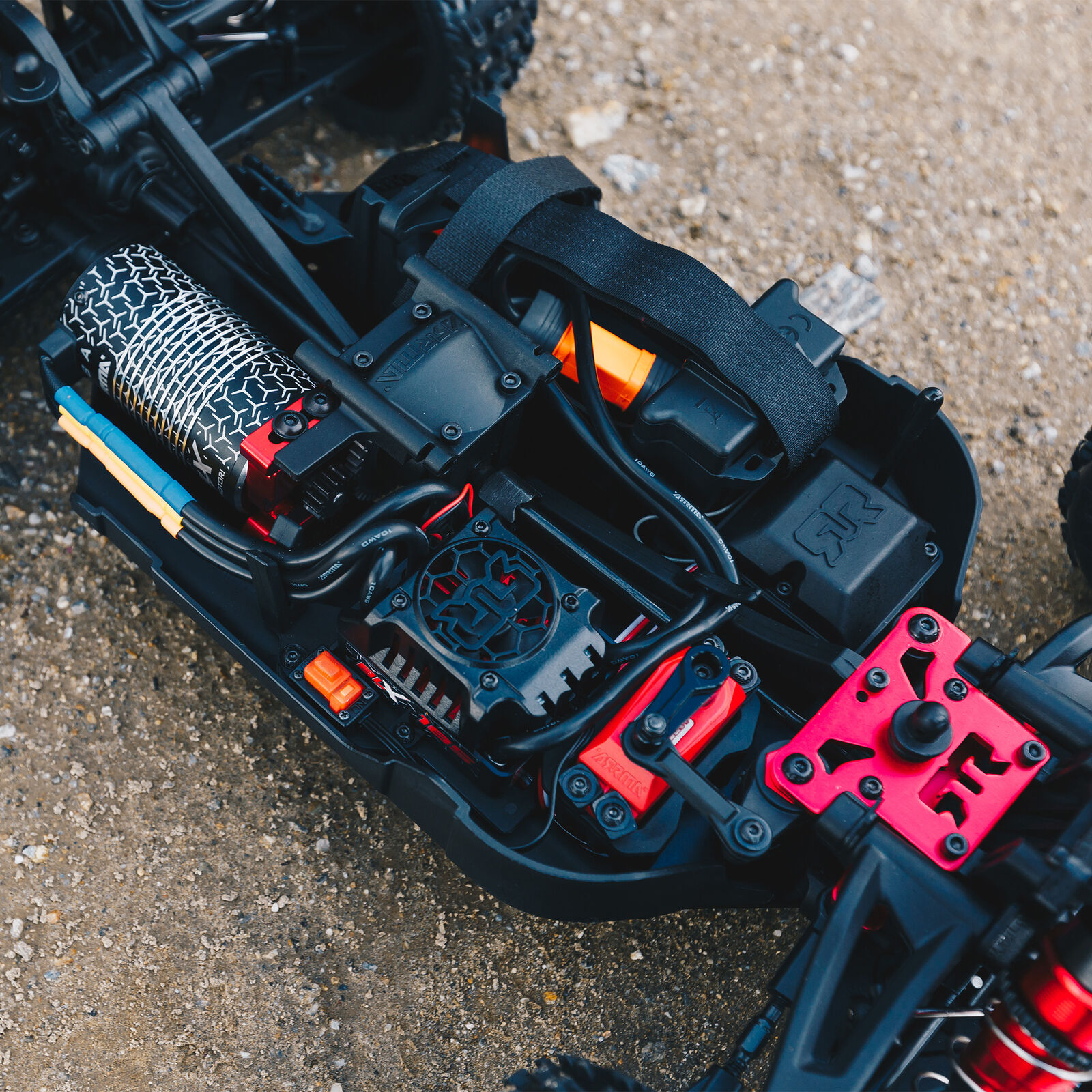 1/8 TYPHON 6S 4X4 RTR Brushless Buggy | ARRMA