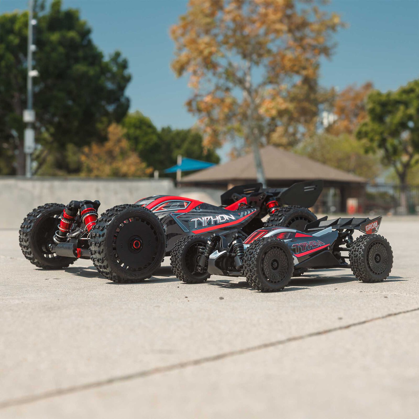 1/14 TYPHON GROM 223S DSC 4X4 RTR Brushless Buggy, Silver | ARRMA